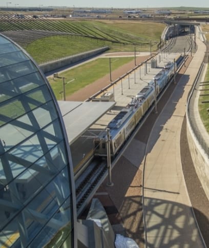 Denver Launches Airport Rail Line - Exhibit City News