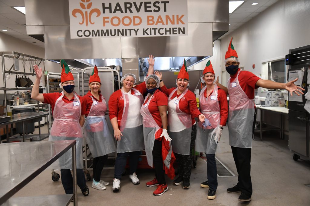 MCCNO Celebrates Christmas in July » Exhibit City News