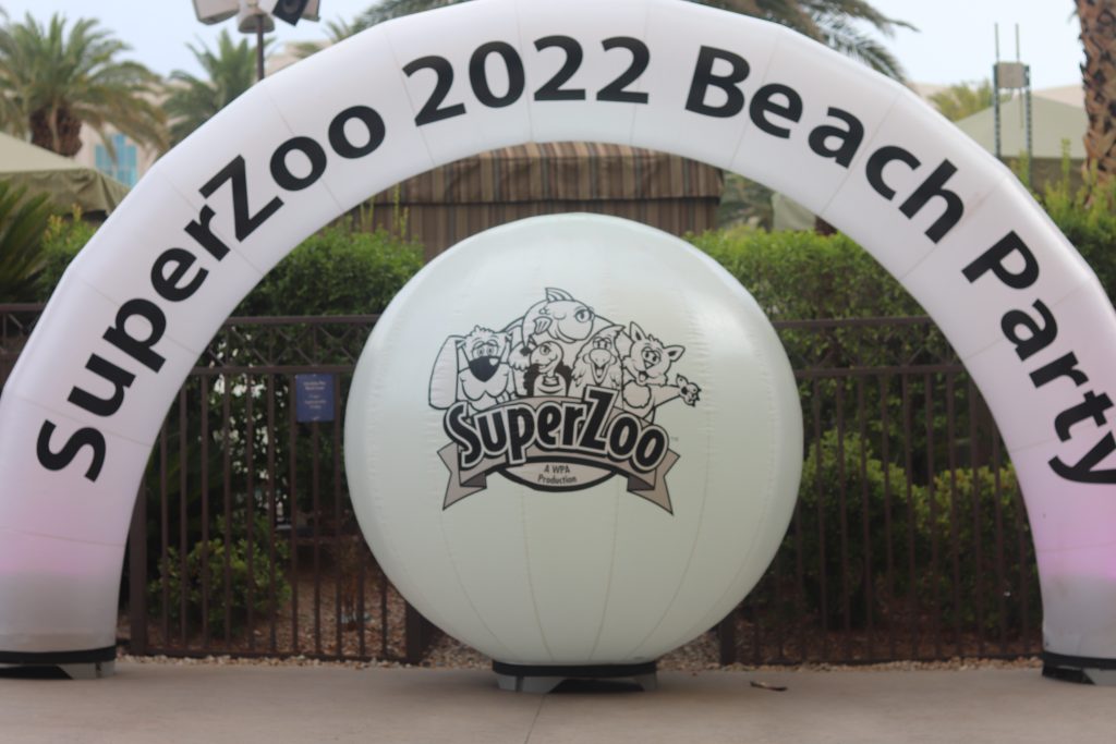 SuperZoo a Success! » Exhibit City News